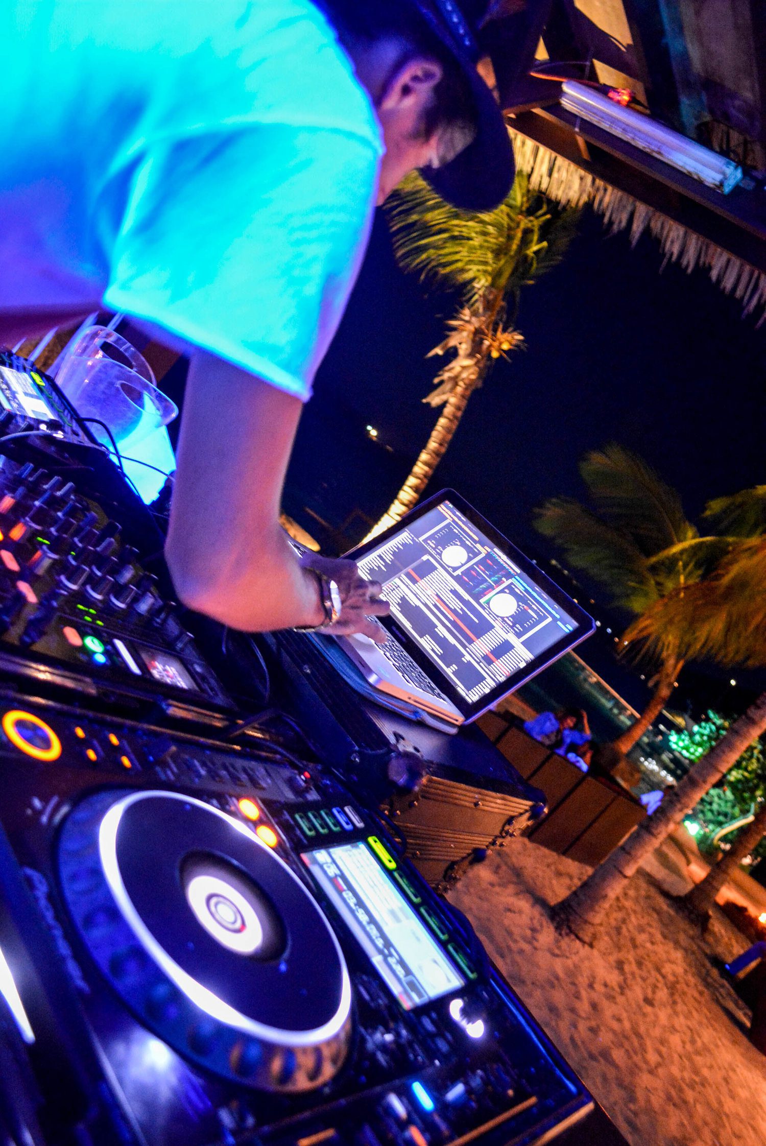 Experience Coco Maya: Sunset Relaxation and Cultural Cuisine